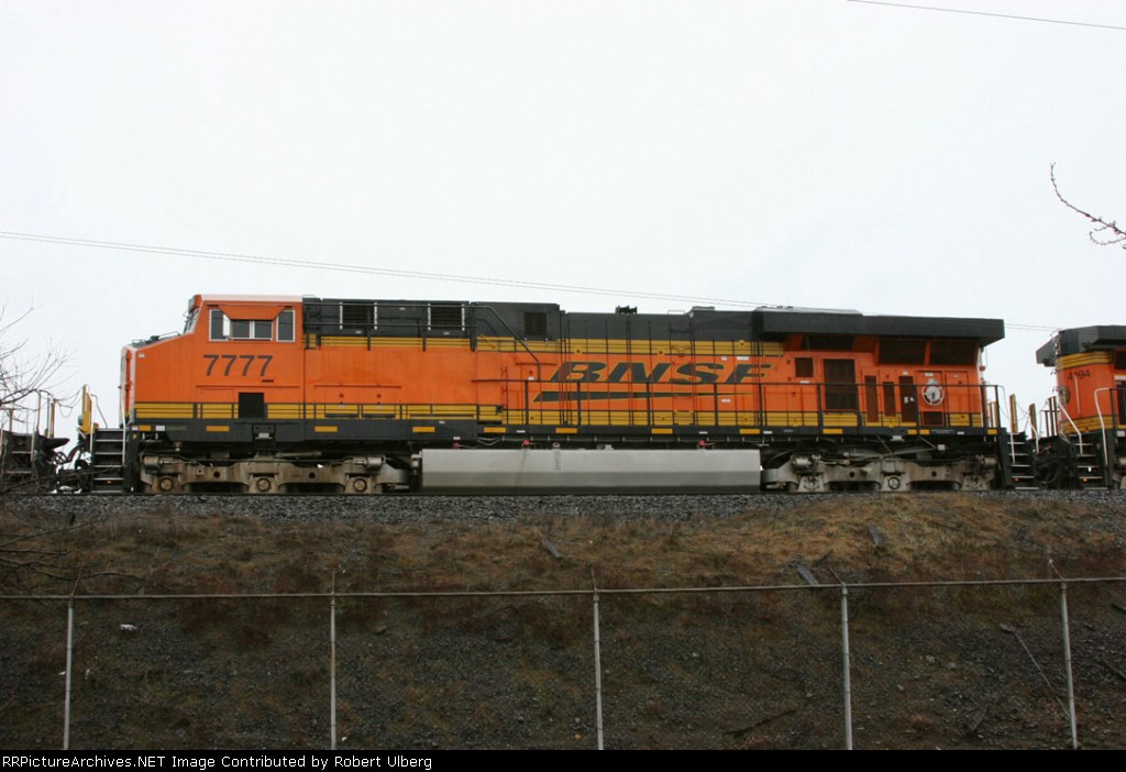 BNSF 7777